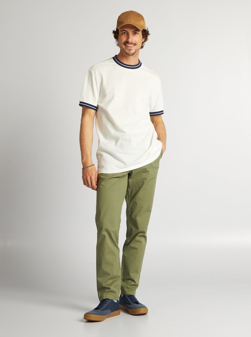 Chino broek met elastische tailleband - groen - Kiabi - 20.00€