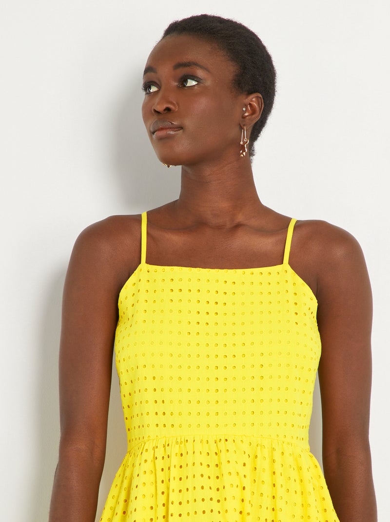 Halflange jurk met smalle schouderbandjes - GEEL - 29.00€ - Kiabi
