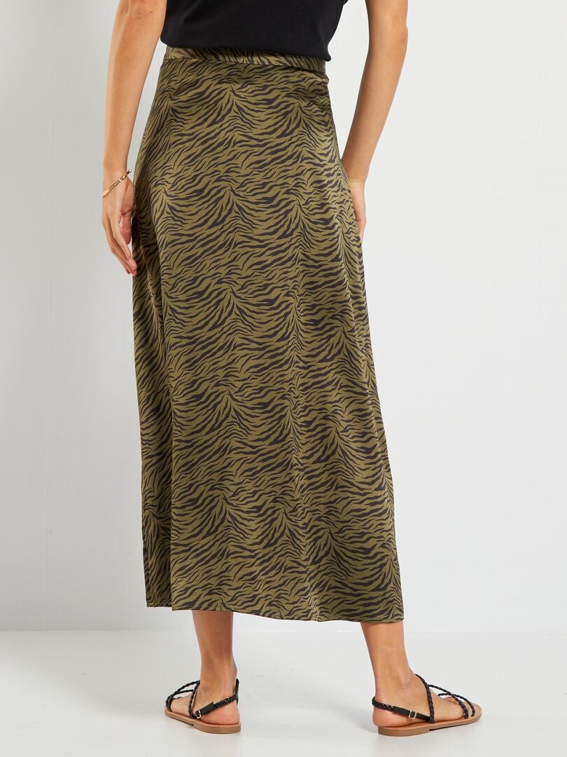 Jupe longue en satin zébrée - Kaki - Kiabi - 20.00€