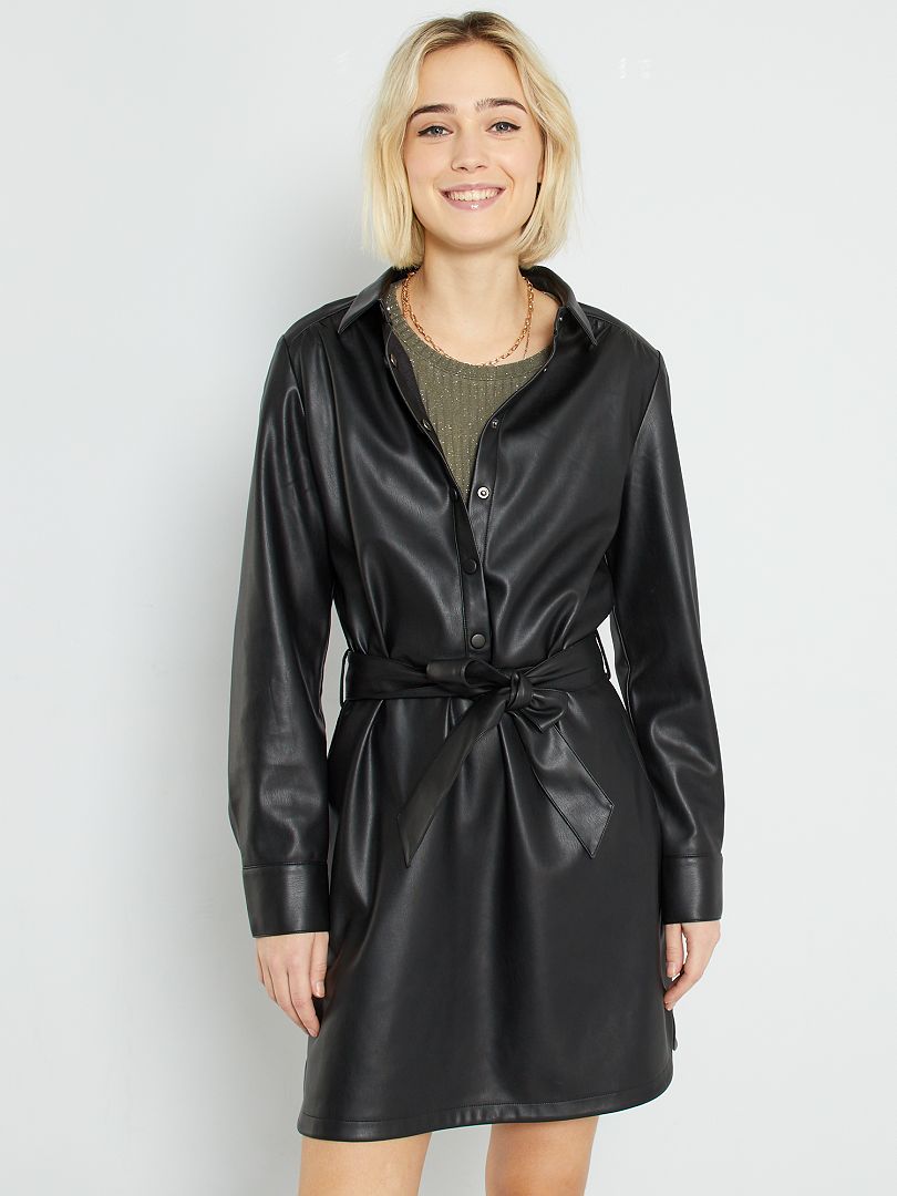 Jurk van imitatieleer - zwart - Kiabi - 25.00€ Jurk van imitatieleer - zwart - Kiabi - 25.00€