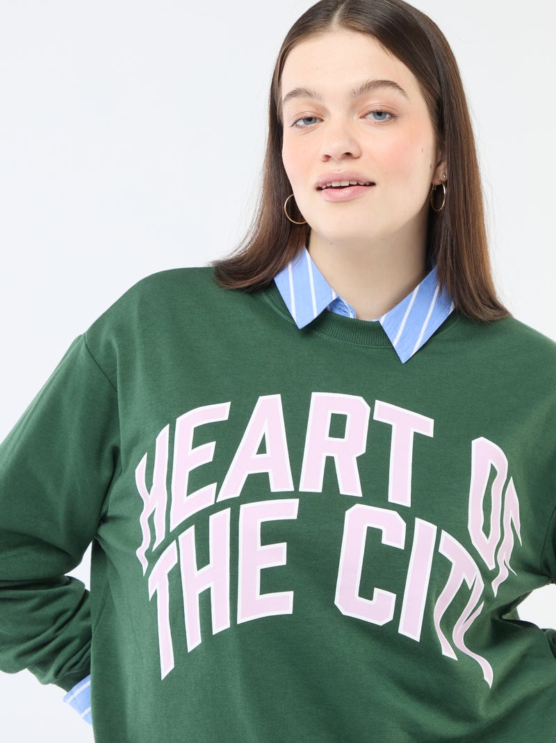 Lichte sweater van French Terry met opschrift - Groen - Grote Maten ...