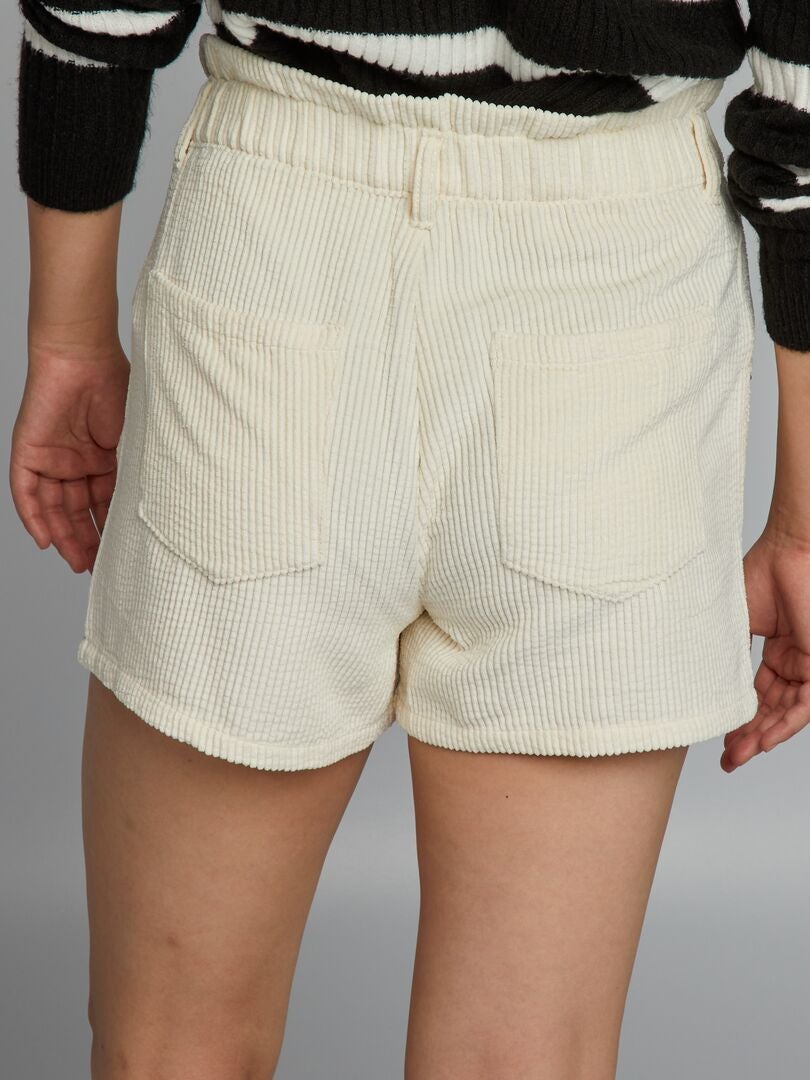 Short en velours côtelée - Blanc - Kiabi - 15.00€