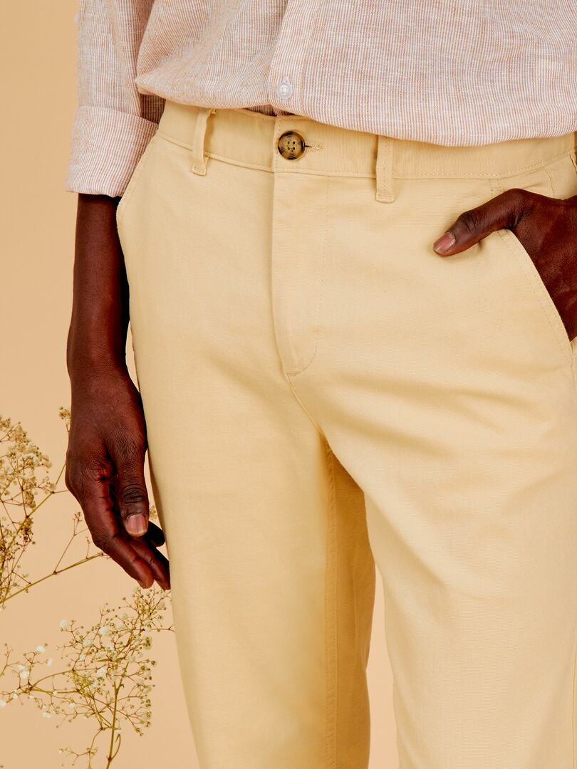 Slim-fit chino broek met hennep - BIEGE - Kiabi - 25.00€