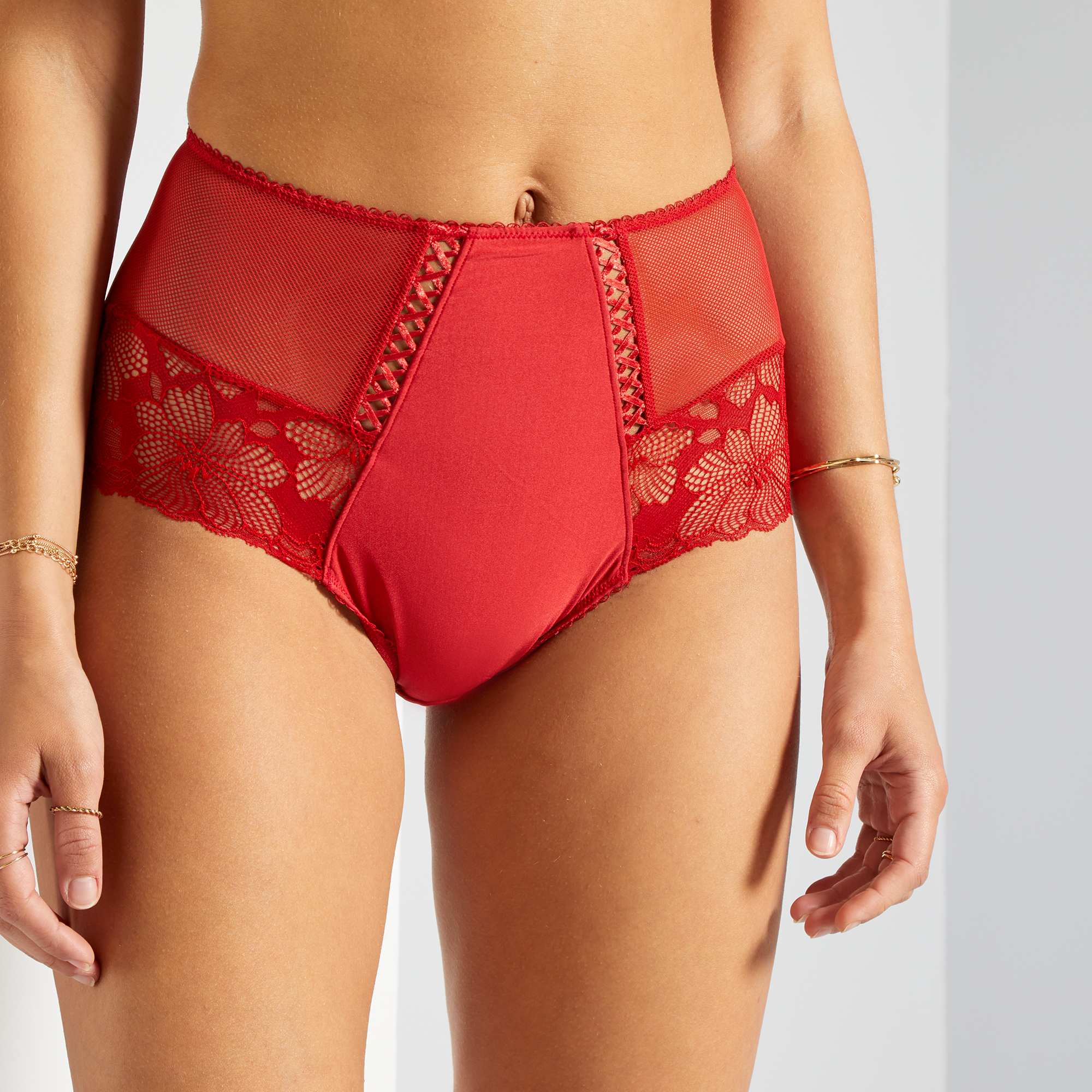 Hoge Slip Sans Complexe Lingerie Du S Au Xxl Rood Kiabi 16 00€